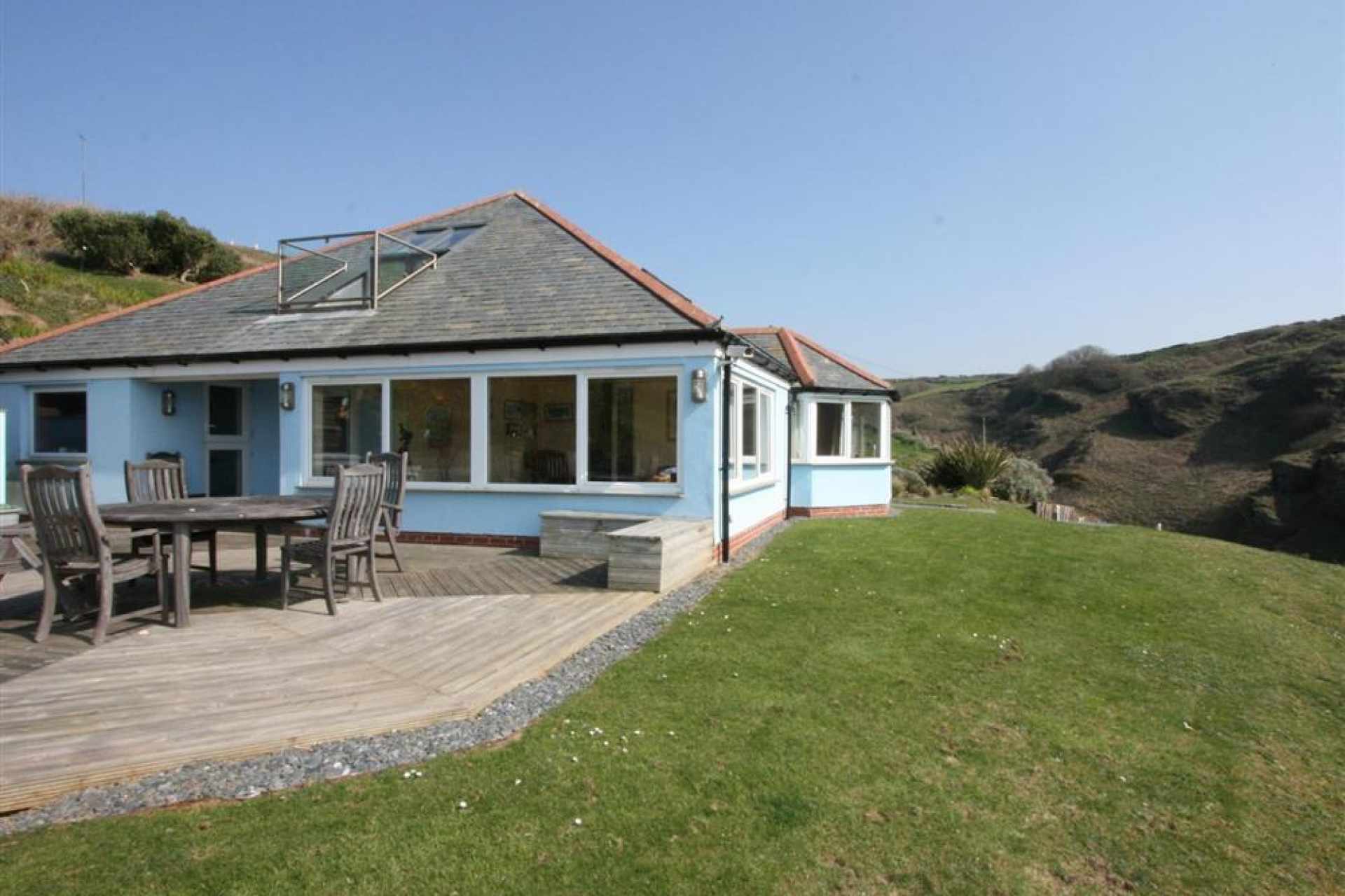 Sunnycliff – Isles of Scilly Travel